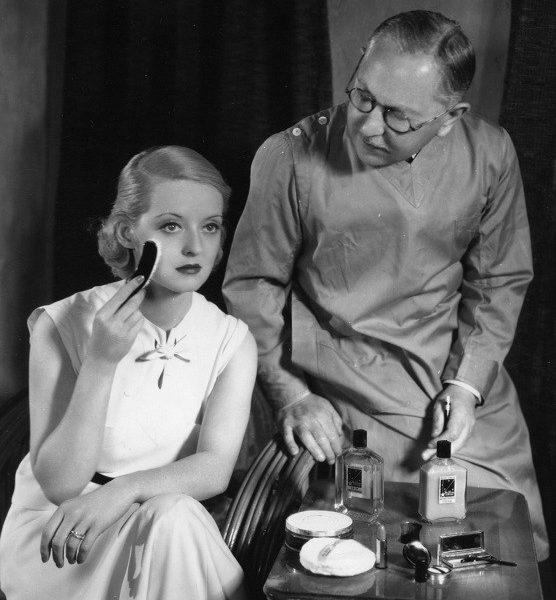 Una vida inventando: Max Factor y la historia del maquillaje - AION SUR