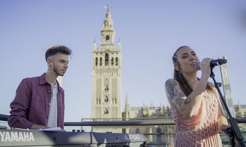 'Otro planeta', la transición de la niña María Carrasco a la mujer artista