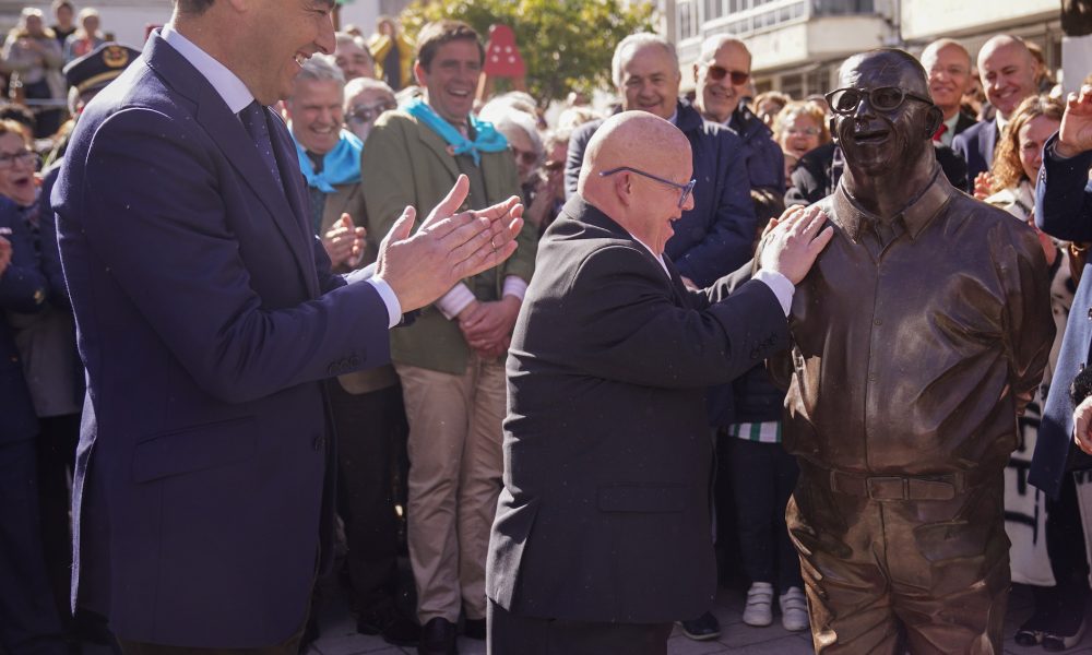 Constantina inaugura el primer monumento de Europa a una persona con Down